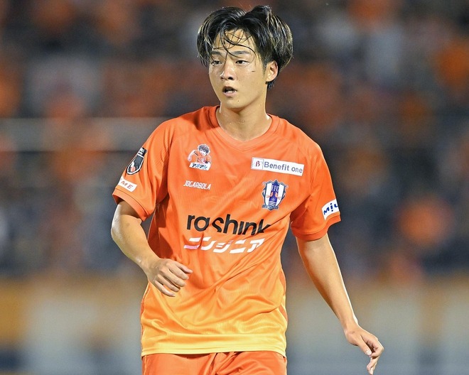 「難しい決断でしたが…」J2愛媛の23歳MFがJ3琉球に完全移籍！「自分の信じるサッカーを貫く」（SOCCER DIGEST Web） - Yahoo!ニュース