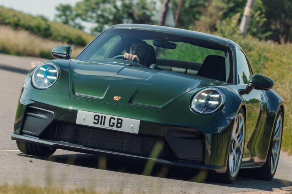 992.1とは違う没入感 ポルシェ911 GT3ツーリング 従来以上に鋭く回せるフラット6（AUTOCAR JAPAN） - Yahoo!ニュース