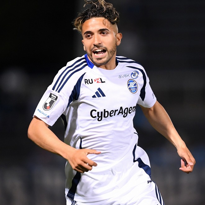 J1暫定首位の町田→躍進中のJ3クラブへ！ 栃木Cが25歳キレキレドリブラーを期限付き移籍で獲得「必ずJ2に昇格できるよう、力を全て捧げます」（SOCCER DIGEST Web ...