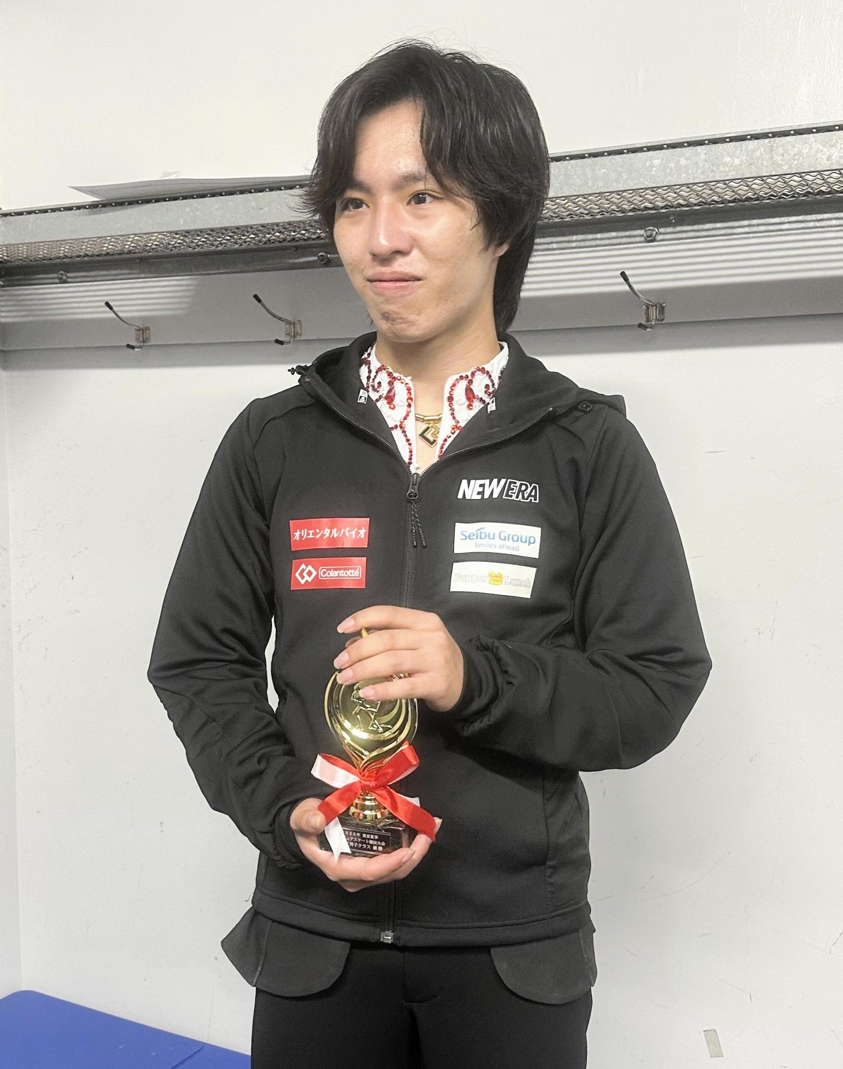 フィギュア 三浦佳生“戦略的休養”で五輪シーズン準備着々 4回転2種着氷217・60点で優勝（デイリースポーツ） - Yahoo!ニュース