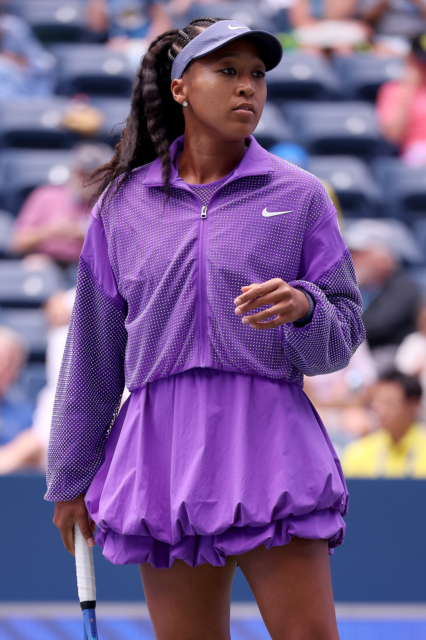 【速報】大坂なおみ 全米OP2回戦で第1セット先取！ウエアは昼仕様の紫＜女子テニス＞（tennis365.net） - Yahoo!ニュース