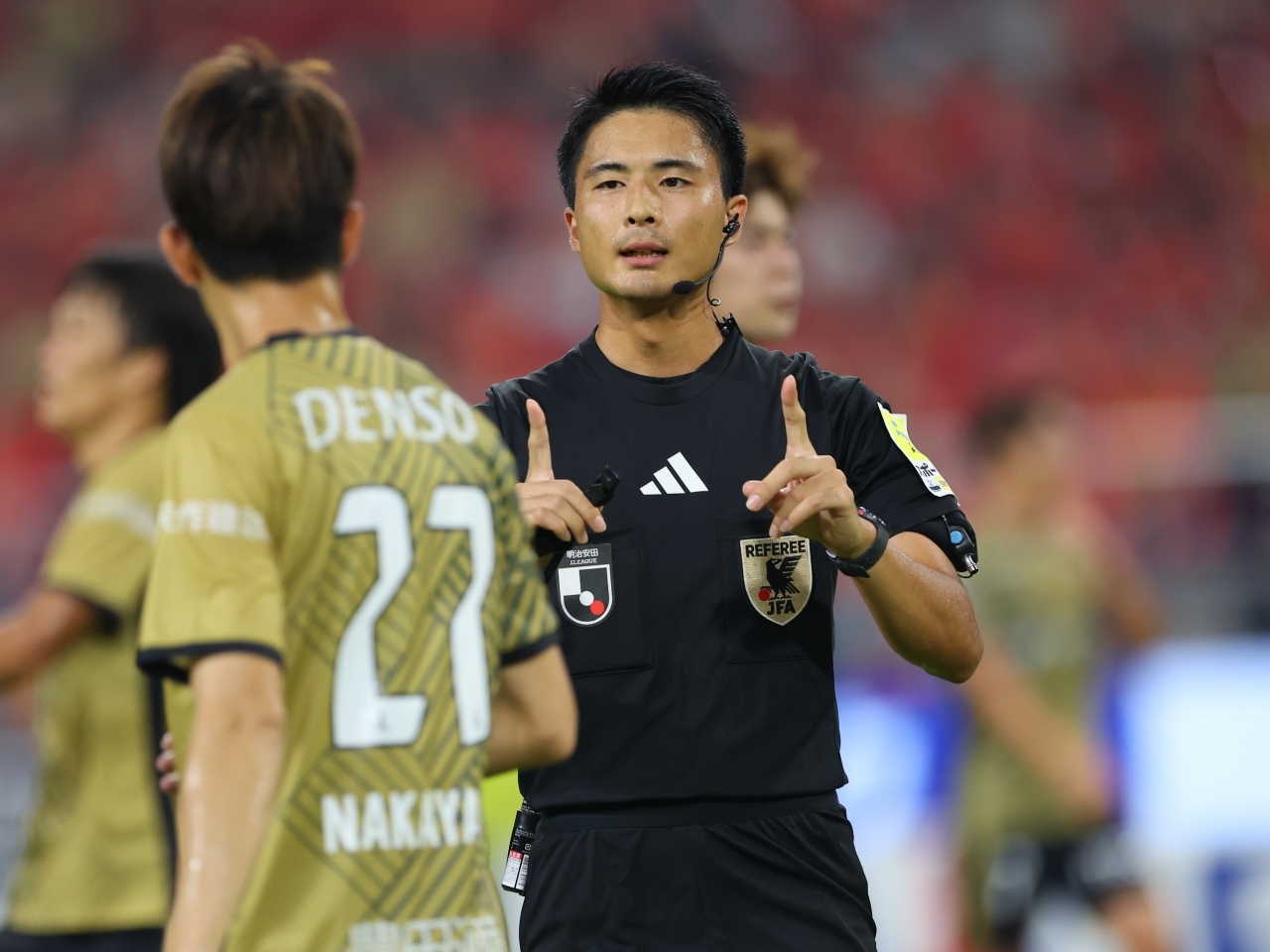 4万人大観衆で異例の27歳J1デビュー!! 名古屋対川崎F担当した椎野大地主審にJFA審判委「今持っている力を全力で出してくれた」（ゲキサカ） - Yahoo!ニュース