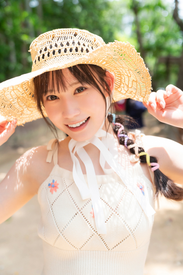 身長152cmのSKE48次世代エース・大村杏、1st写真集で初ランジェリー挑戦 ラブリーな『ヘビロテ』オマージュも（デビュー） - Yahoo!ニュース