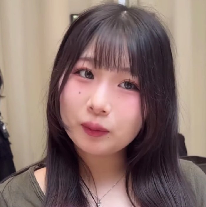 【大変身】ロングヘアの女性が60cmヘアドネーションした結果…5年ぶりのボブに「可愛い」と大絶賛（LIMO） - Yahoo!ニュース