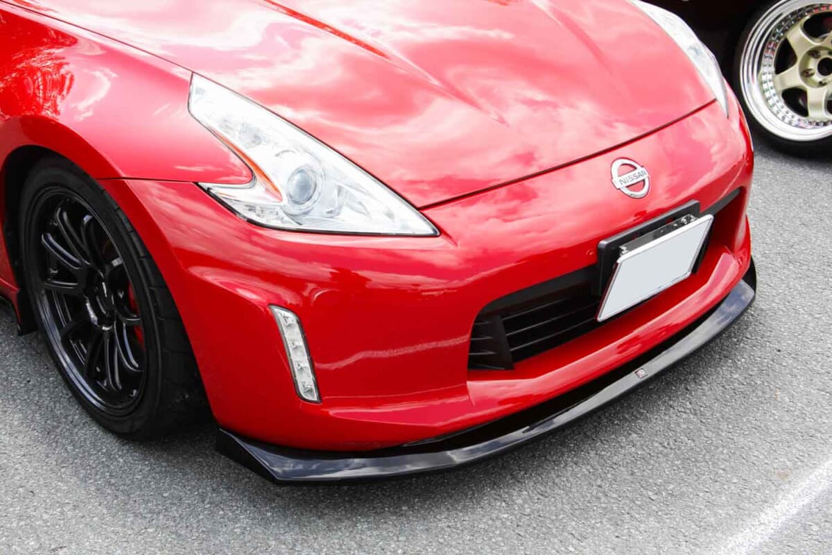 彼女の日産Z34型「フェアレディZ」はレッド ブラックで統一！（Auto Messe Web） - Yahoo!ニュース