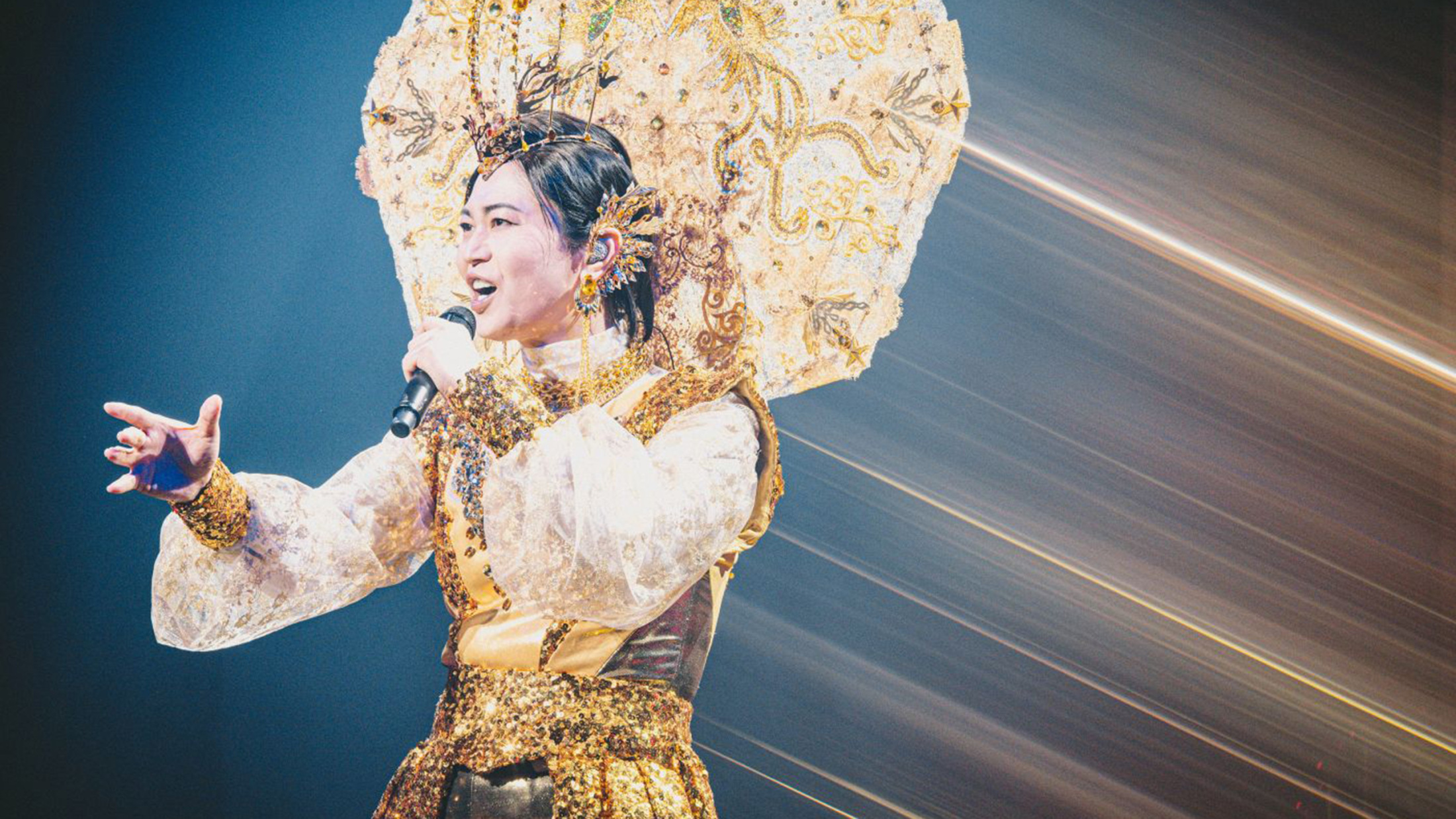 【ライブレポート】アンコールは「赤いスイートピー」から「白睡蓮」へ、氷川きよし＋KIINA. 渋谷公演（BARKS） - Yahoo!ニュース