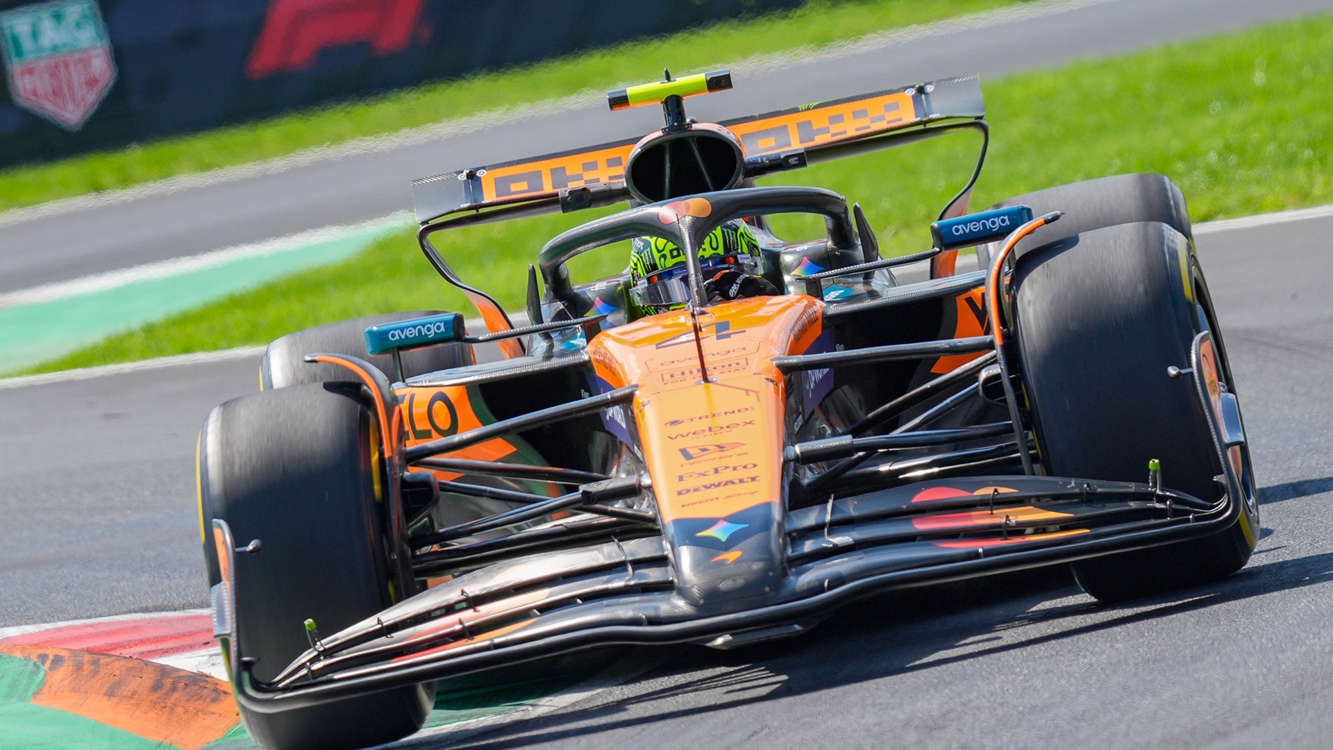 ノリスがイタリアGPのFP2最速！ルクレール、サインツが続く…フェルスタッペン6番手、角田裕毅は9番手でトップ10が0.398秒内の僅差｜F1（DAZN News） - Yahoo!ニュース