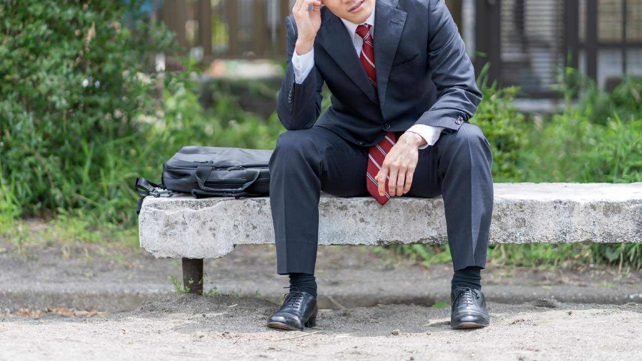 俺の人生、何だったんだ…〈小遣い3万・年収800万〉の59歳男性が崩れ落ちた「家計の真実」（THE GOLD ONLINE（ゴールドオンライン）） - Yahoo!ニュース