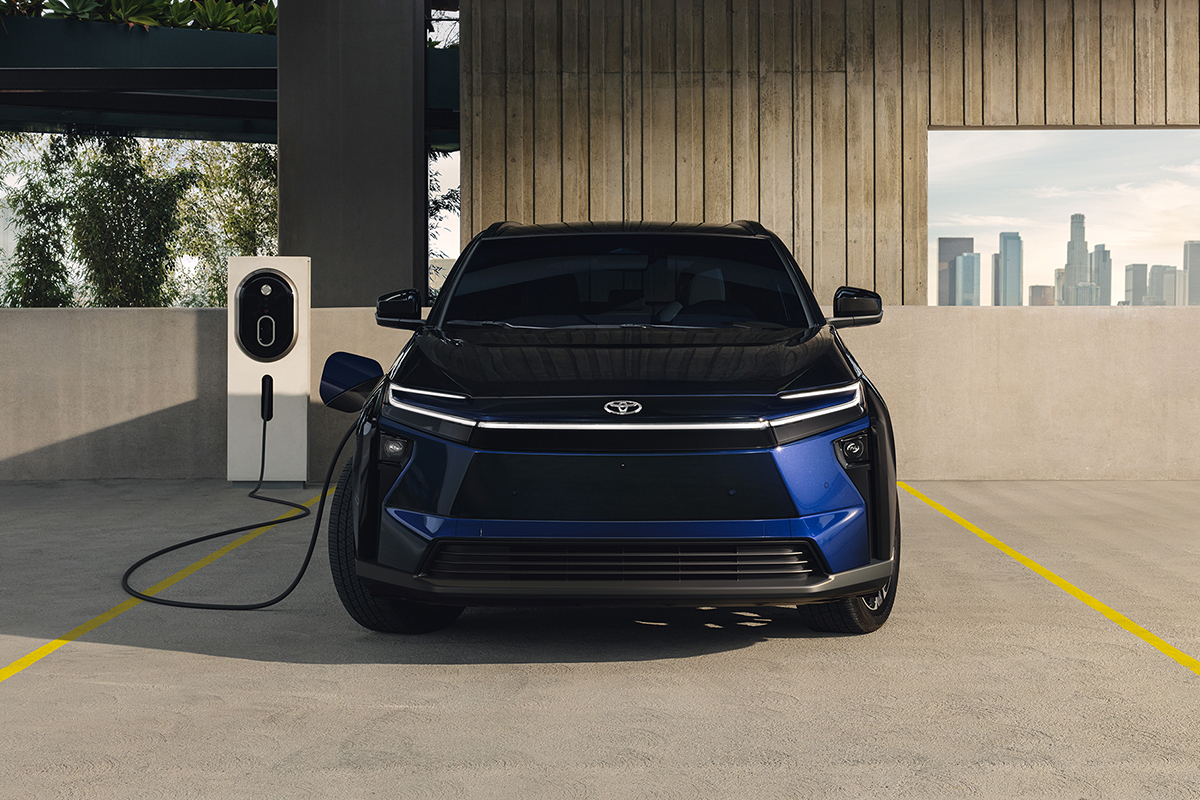 【本気出します】トヨタ改良型「bZ4X」が実質400万円切り!? BYD「ATTO 3」に宣戦布告、日本市場の主役はどっちだ（carview！） - Yahoo!ニュース