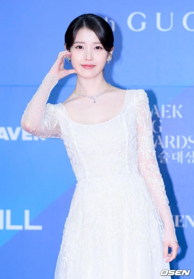 IU、デジタルシングル「Bye, Summer」を電撃リリース！リリックビデオも公開（Kstyle） - Yahoo!ニュース