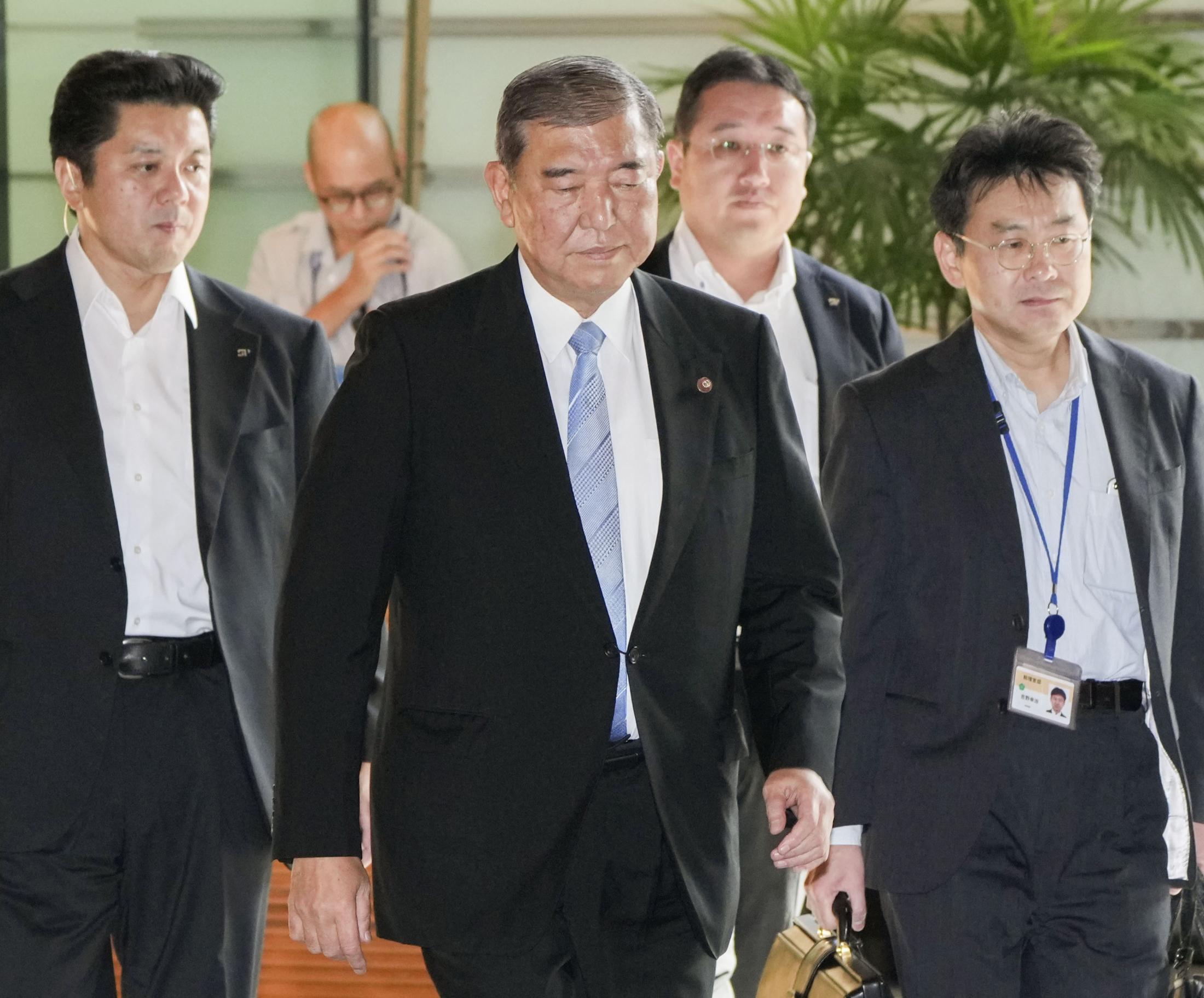 首相、物価高対策の精査を指示 補正予算念頭、小野寺政調会長に（共同通信） - Yahoo!ニュース