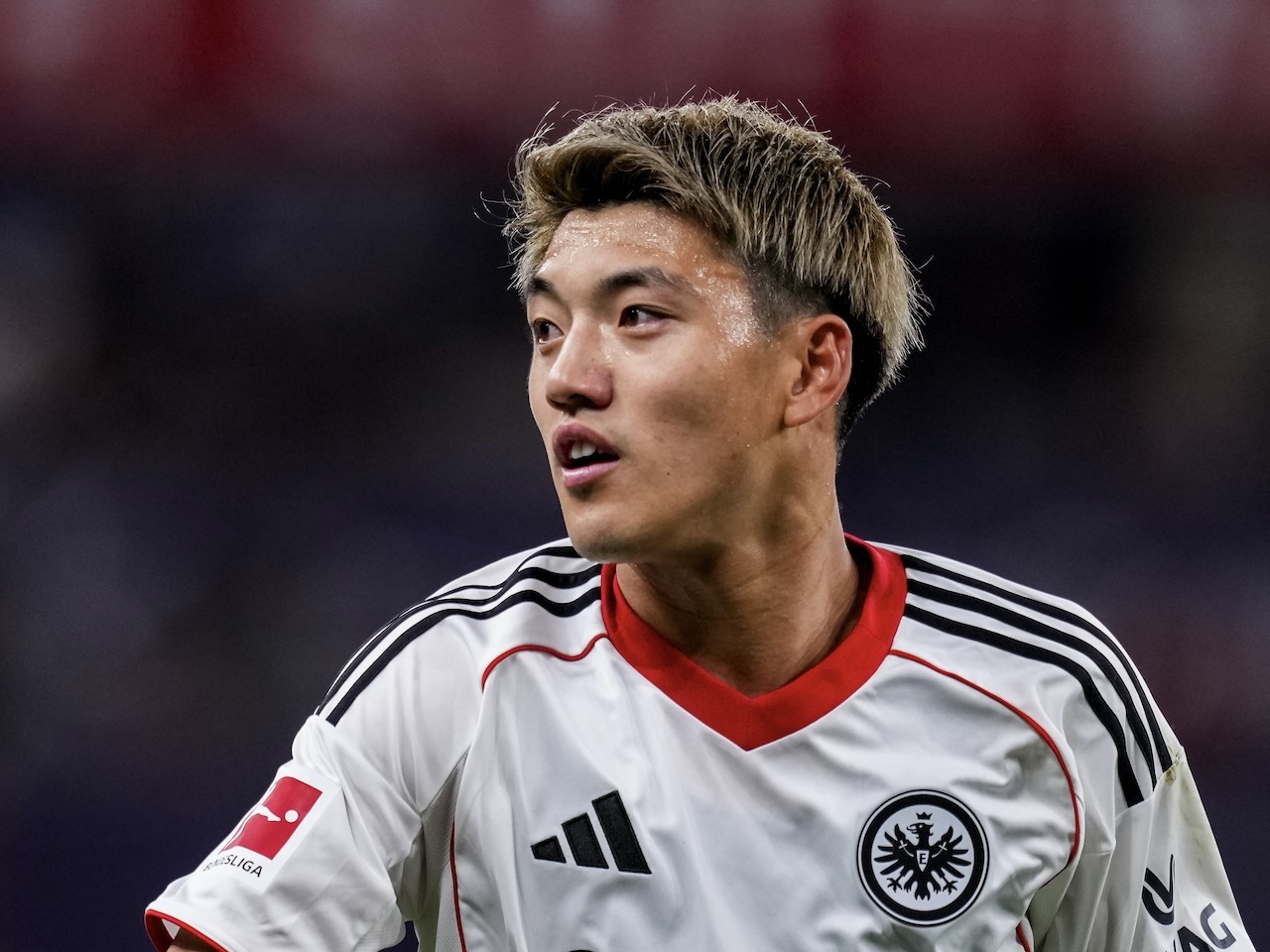 2人退場のレバークーゼンに完敗…フランクフルト、堂安起点に1点返すも今季初黒星（ゲキサカ） - Yahoo!ニュース