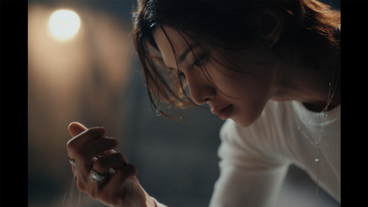 ATEEZ新曲「Ash」MV公開！「今まで撮影してきたMVとは全く違った雰囲気」（YEOSANG）（THE FIRST TIMES） - Yahoo!ニュース