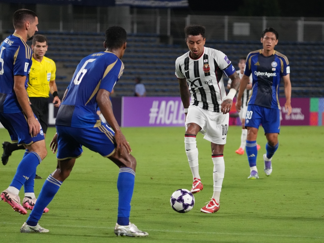 元マンUリンガードがACLEで町田に見参! 日本の記者にも笑顔で対応「良い雰囲気だった」「町田の7番は常に脅威。6番のヘディングも…」（ゲキサカ） - Yahoo!ニュース