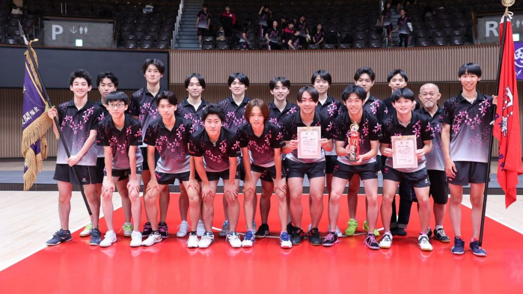 日本大学が4シーズンぶり21回目の優勝 新井誠喜夫監督「夢なんじゃないか。本当に感動しました」＜2025年秋季関東学生卓球リーグ・男子1部＞（Rallys） - Yahoo!ニュース