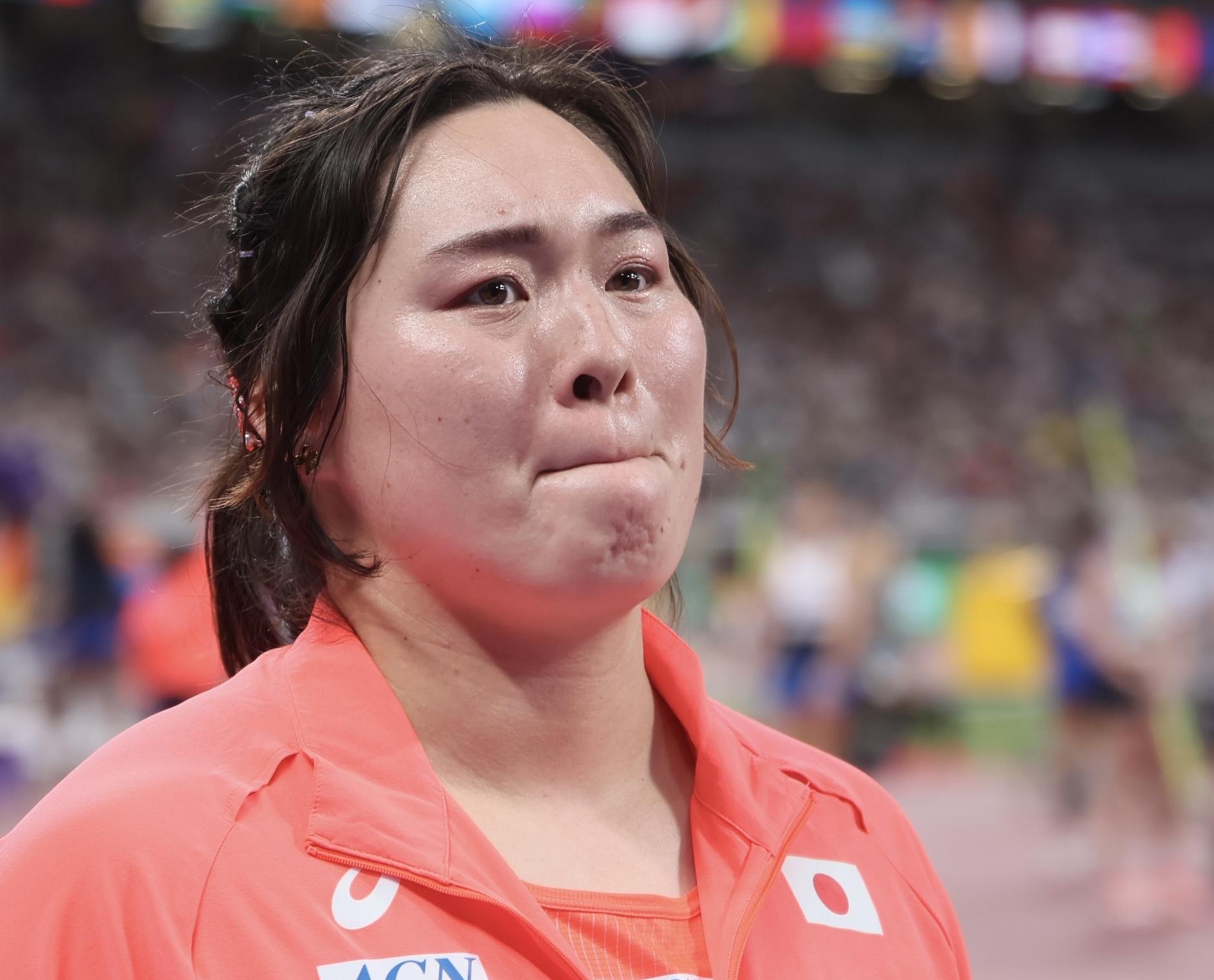 北口榛花は予選記録伸ばせず呆然 涙止まらず「たぶん残れない」B組の結果待ちも5人に抜かれ終戦 60m38で一発決勝ライン62m50は超えられず【世界陸上】（デイリースポーツ） - Yahoo!ニュース