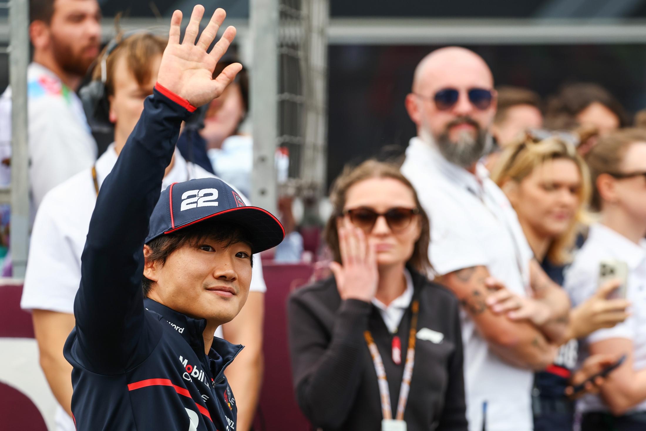 「将来への自信につながる」“逆襲6位”の角田裕毅が5位のローソンをあえて「無理してオーバーテイクしなかった」理由を力説…来季去就への影響は？（RONSPO） - Yahoo!ニュース