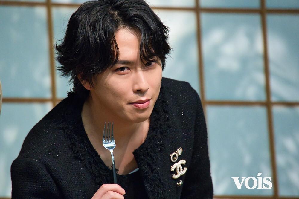 Snow Man宮舘涼太、初の映画単独出演で“俳優モード”「声のボリューム小さめ」（vois ヴォイス） - Yahoo!ニュース