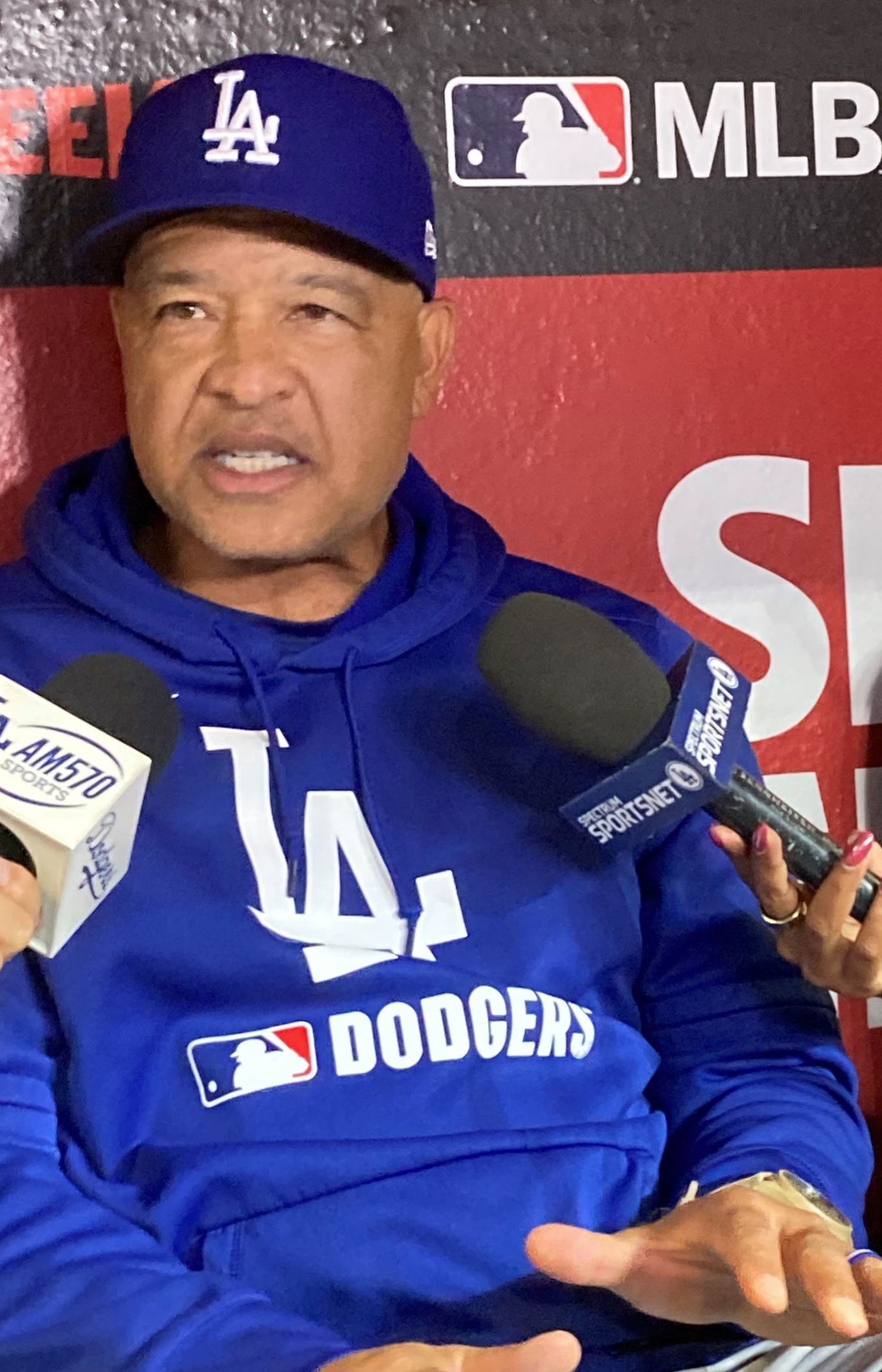 佐々木朗希は勝ちパターンでの起用も ロバーツ監督が言及 「信念を持った投球」を期待「とにかく打者に向かって攻めていってほしい」（デイリースポーツ） - Yahoo!ニュース