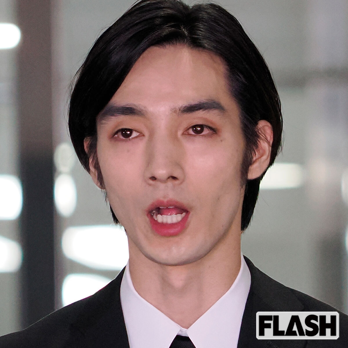 清水尋也被告 保釈時の“ビジュ”にファン驚きも、自ら捨てた“朝ドラブレイク”の好機…事務所は“稼ぎ頭喪失”の大ダメージ（SmartFLASH） - Yahoo!ニュース