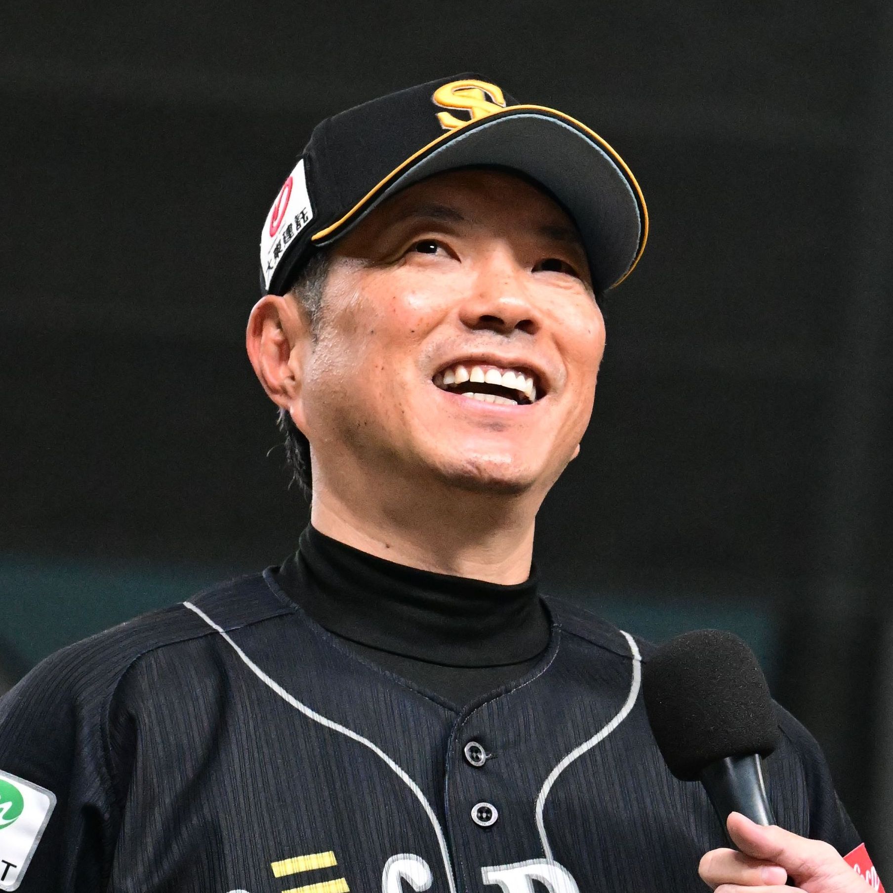 「1時間弱しか寝ていない」 ソフトバンク小久保監督、祝勝会からのデーゲームでも笑顔 「今日からはCSに切り替わりました」（西スポWEB OTTO！） - Yahoo!ニュース