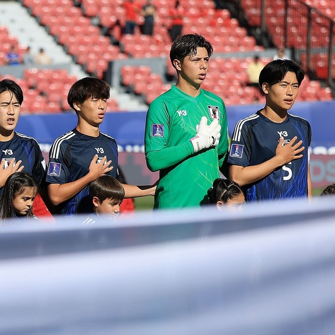 2年前のU-17W杯は追加招集の第3GK。今回のU-20W杯では大事な初戦で先発して完封に貢献。自他ともに驚く197センチ守護神の成長速度【現地発】（SOCCER DIGEST Web ...