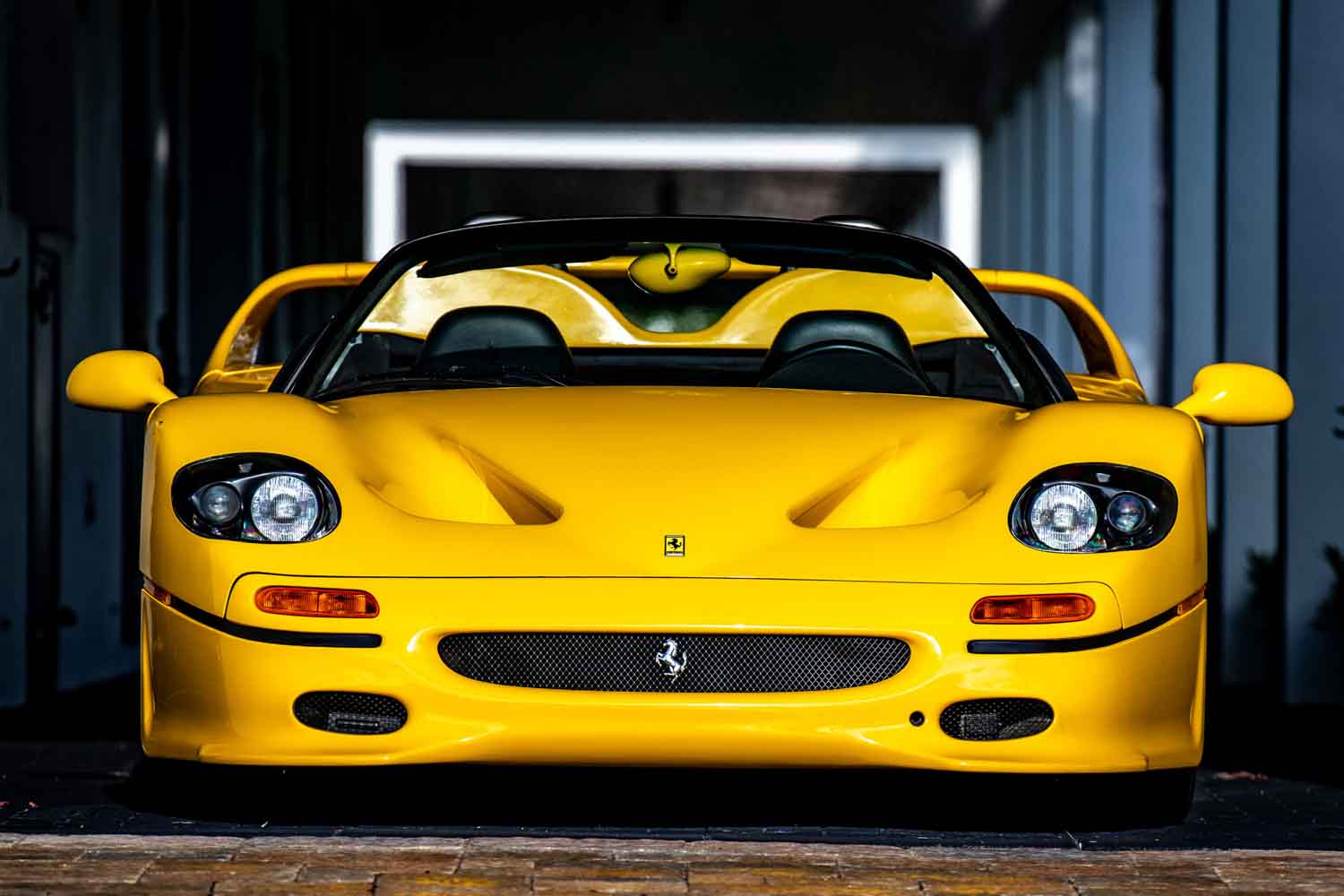 フェラーリ「F50」歴代最高価格となる13億円超で落札！元オーナーは有名ファッションデザイナー（Auto Messe Web） - Yahoo!ニュース