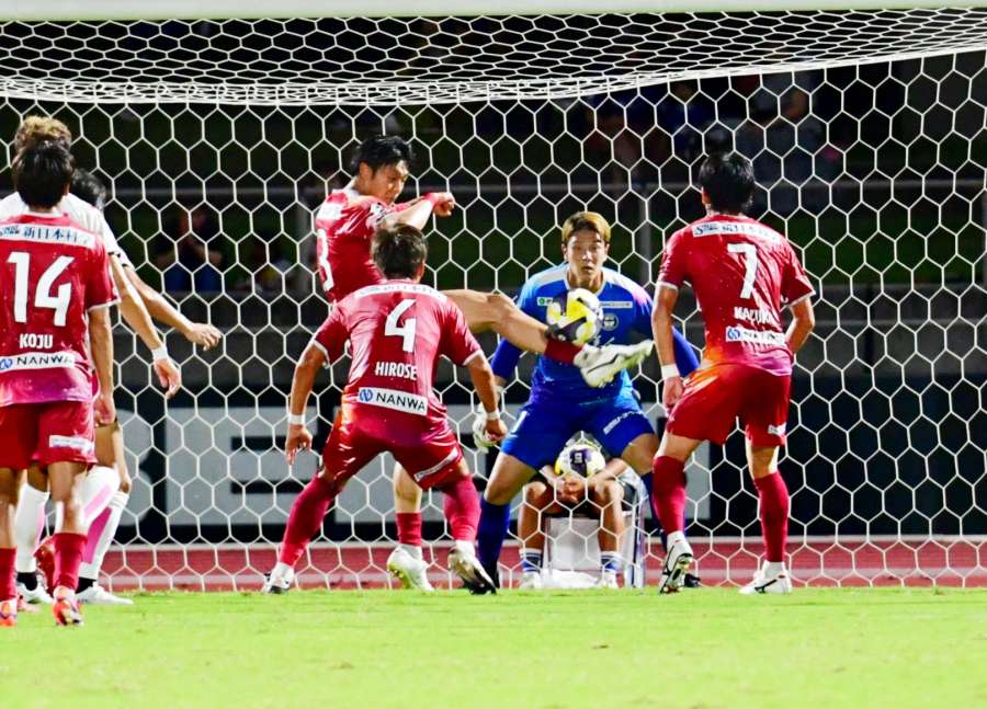 【速報】今季初の連敗、2位再浮上ならず――J3鹿児島ユナイテッドFC ホームで栃木Cに0－3（南日本新聞） - Yahoo!ニュース