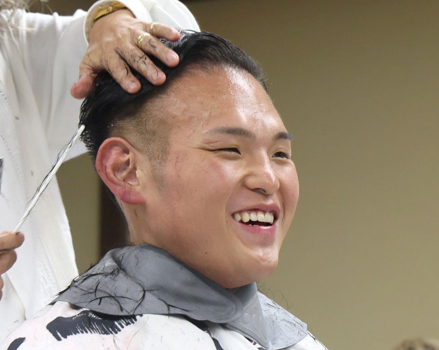 元貴景勝が断髪、スッキリ新ヘアに満足「よくしていただいた」（デイリースポーツ） - Yahoo!ニュース