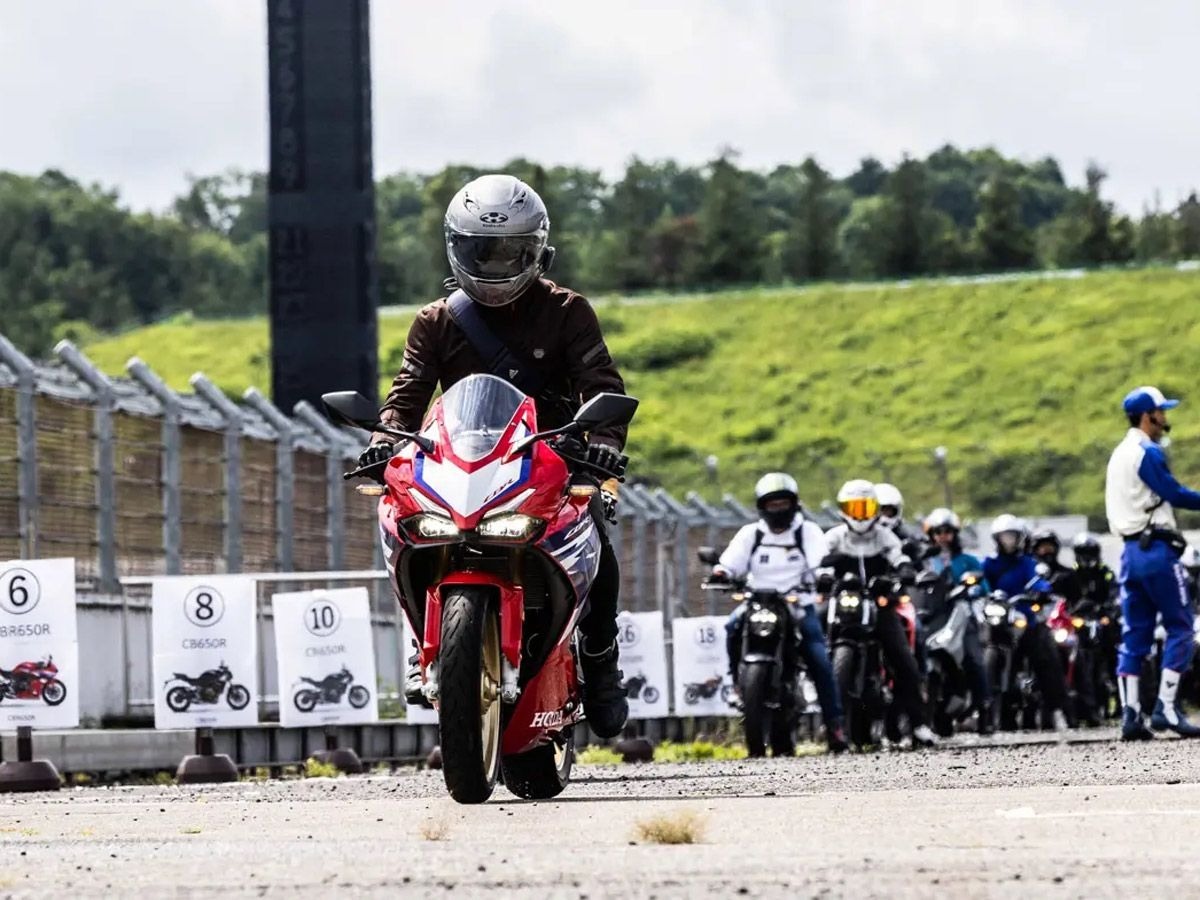 【イベント】10月18日は鈴鹿サーキットへGO！ ホンダ車のお祭り「Honda GO BIKE MEETING 2025」開催（Webikeプラス） - Yahoo!ニュース