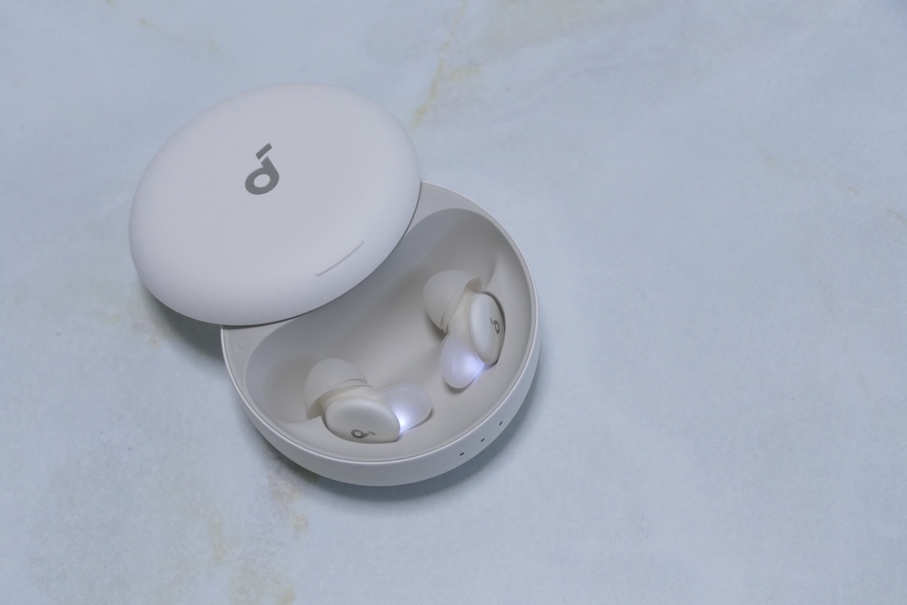 寝るときのイヤホンこそANC対応に！ Ankerの寝ホン「Soundcore Sleep A30」が良く分かってる（＆GP） - Yahoo!ニュース