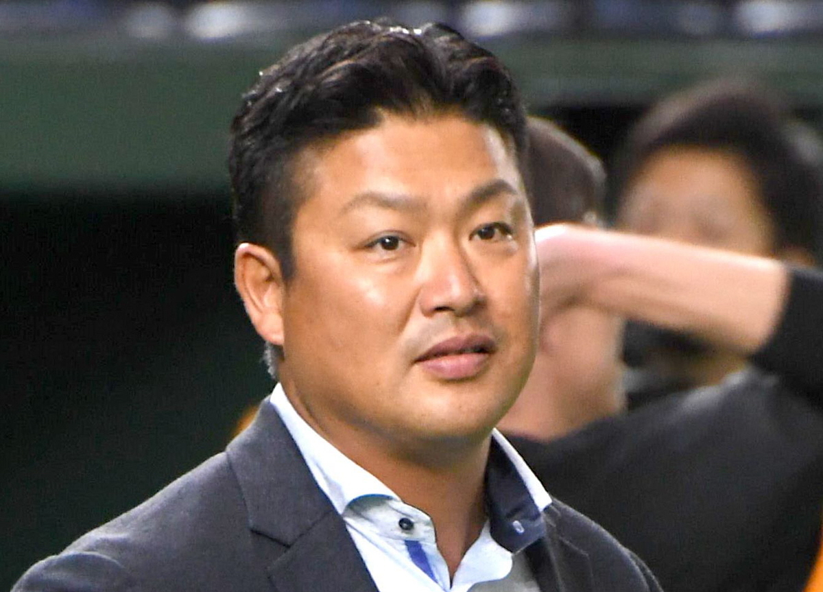 DeNA 2軍新監督に村田修一野手コーチ 桑原前2軍監督はフロント入りへ（デイリースポーツ） - Yahoo!ニュース