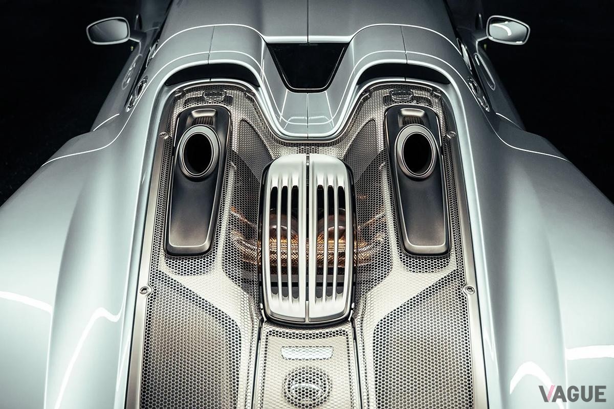 “ハイパーカーのPHEV化”の口火を切った「10年前のポルシェ」がオークション登場 高騰を続ける「918スパイダー」の現在の価値は（VAGUE） - Yahoo!ニュース