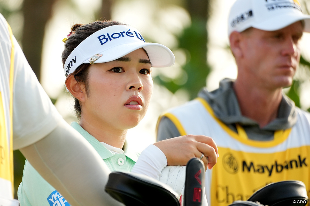 【速報】山下美夢有が首位タイでホールアウト 8打差から猛追「65」（ゴルフダイジェスト・オンライン（GDO）） - Yahoo!ニュース