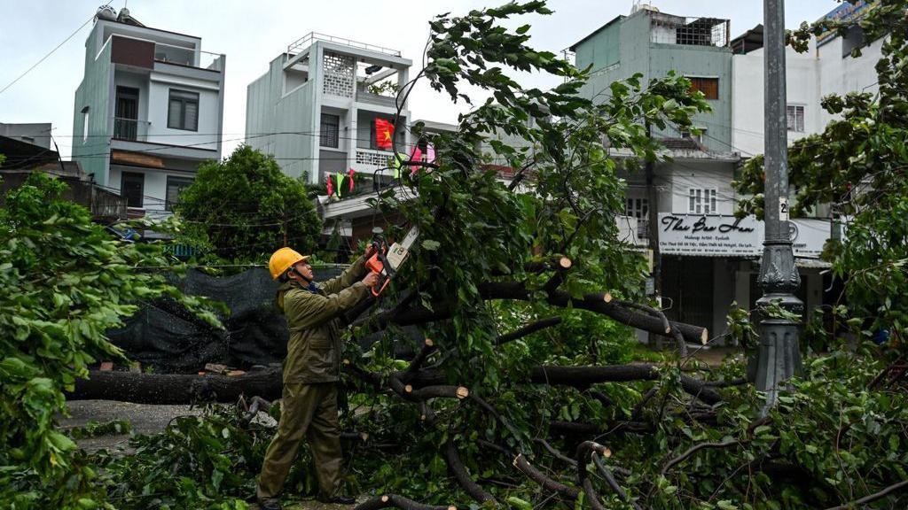 台風25号、フィリピンとヴェトナムで死者少なくとも計193人（BBC News） - Yahoo!ニュース
