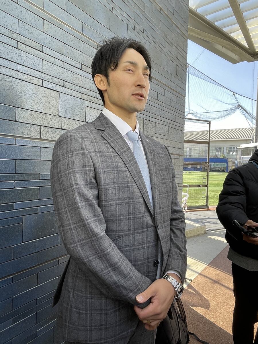 DeNAから楽天にFA移籍の伊藤光「直接対決以外は応援していただけたら」（サンケイスポーツ） - Yahoo!ニュース