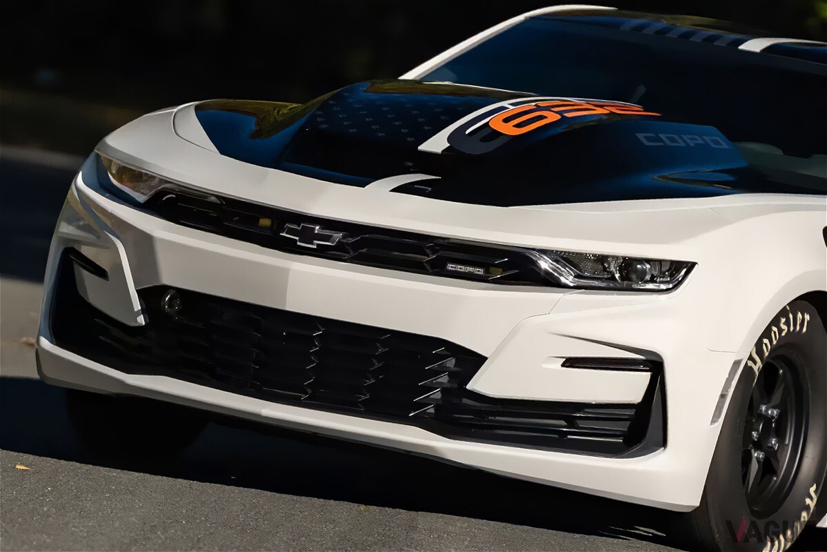 1004馬力の10.4リッター自然吸気V8を搭載！ “アメ車の狂気”を体現した「ドラッグレースカー」がオークションに登場!! シボレー「カマロCOPO」のスゴさとは（VAGUE ...