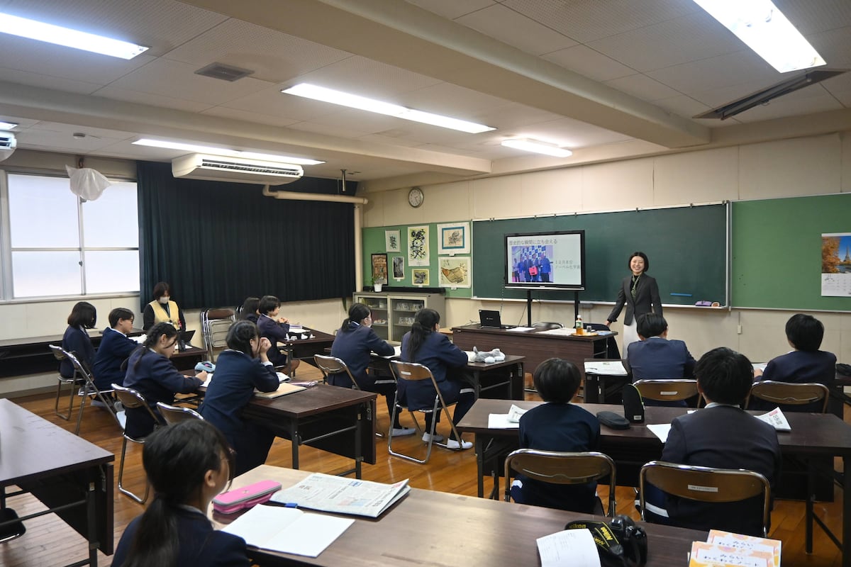 「足を運ぶことで発見できるニュースがある」記事が読者に届くまでを解説 記者が出前授業（産経新聞） - Yahoo!ニュース