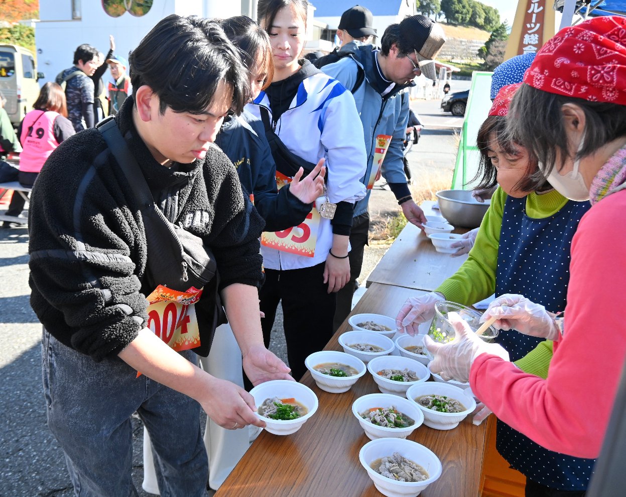 Walking event on National Route 29 offers meat dishes to 200 participants | News Minimalist
