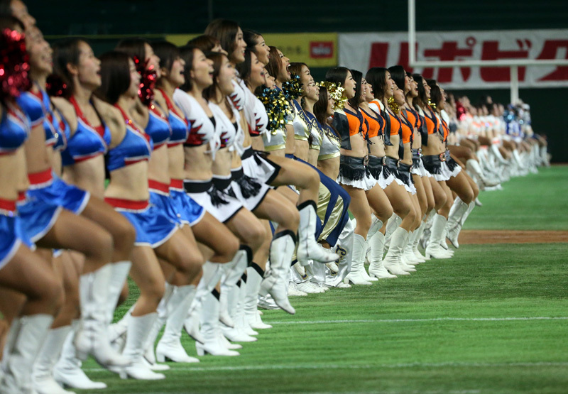 写真特集】勝利の女神たち~JXB、170人チア・ラインダンス編 写真特集】勝利の女神たち~JXB、170人チア・ラインダンス編