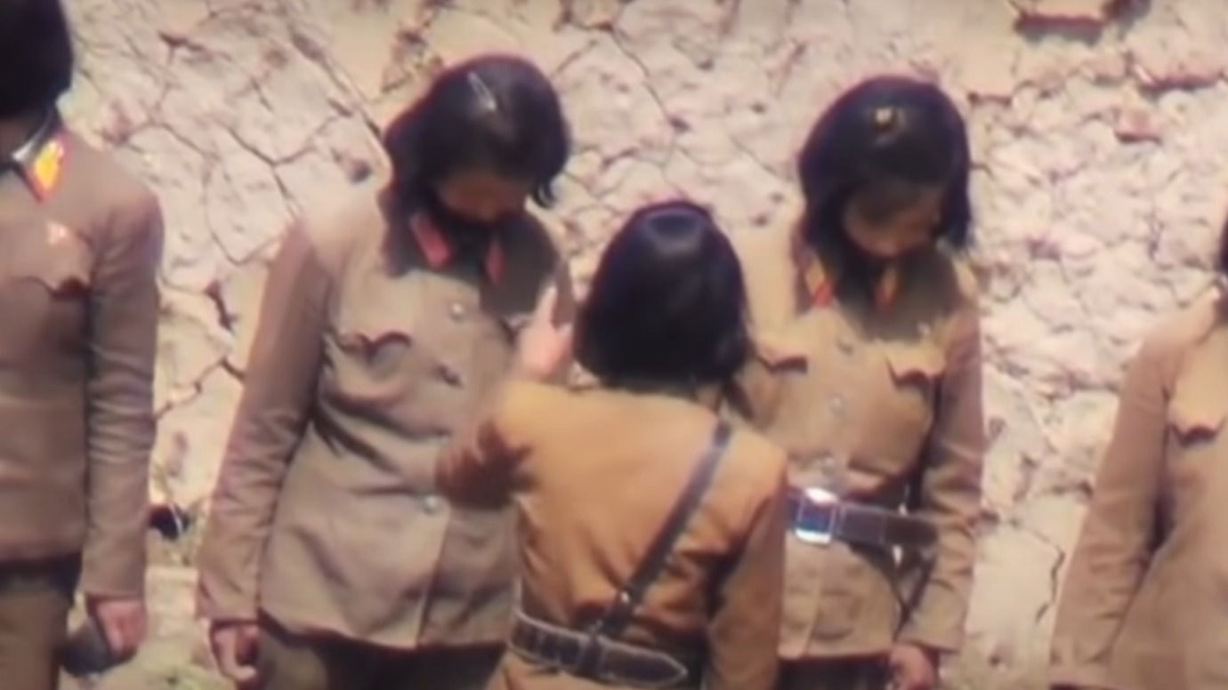 「取り調べでボロボロ」女子大生らの姿に北朝鮮国民も衝撃(高英起) エキスパート Yahooニュース