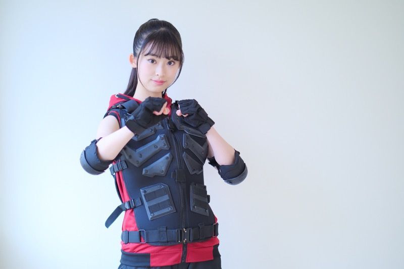 『仮面ライダーリバイス』で変身するヒロインの井本彩花 「私にも覚悟を決めたことはあります」(斉藤貴志) エキスパート Yahoo ニュース